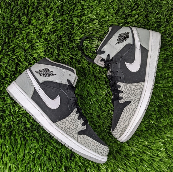 Jordan | Shoes | New Nike Air Jordan Mid Se Elephant Toe Black Grey ...